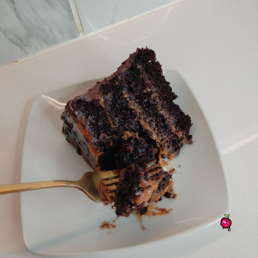 Chocolate Fudge Cake Slice – Sugarplum Treats SA
